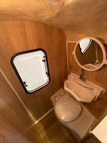 N 126 ET / Niewiadow Wohnwagen von Fahrzeuhandel Stein